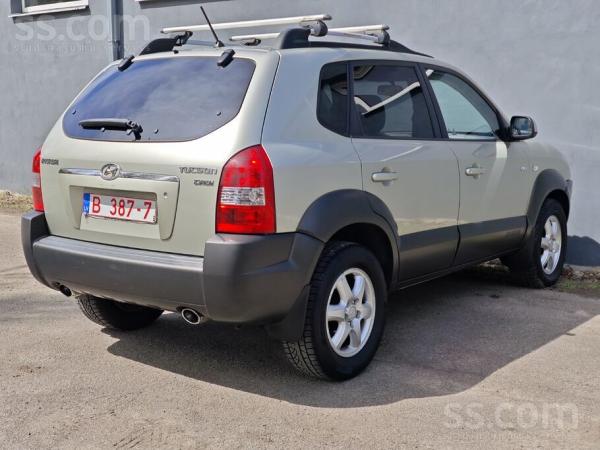 Зеленый Хендай Туксон 2005 в Огре, объемом двигателя 2.00 л и пробегом 166 тыс. км за 3750 €, фото 5 на AUTOMOTO.COM.LV