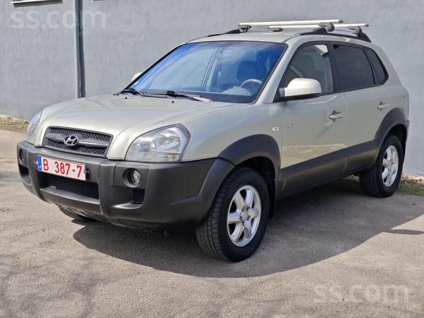 Зеленый Хендай Туксон 2005 в Огре, объемом двигателя 2.00 л и пробегом 166 тыс. км за 3750 €, фото 2 на AUTOMOTO.COM.LV