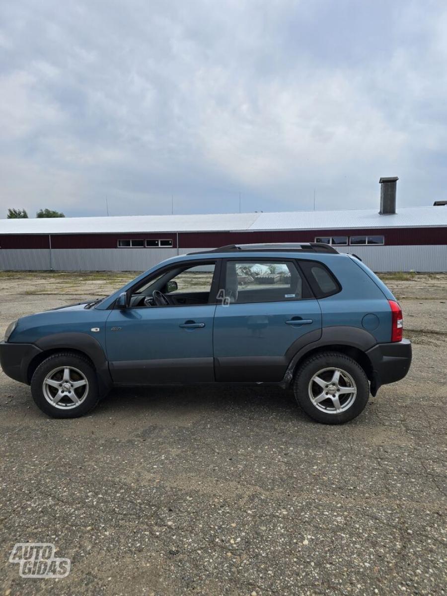 Zaļš Hyundai Tucson 2005 Kupiškis, ar dzinēja tilpumu 2.70 L un nobraukumu 293 tūkst. km par 2450 €, foto 9 vietnē AUTOMOTO.COM.LV