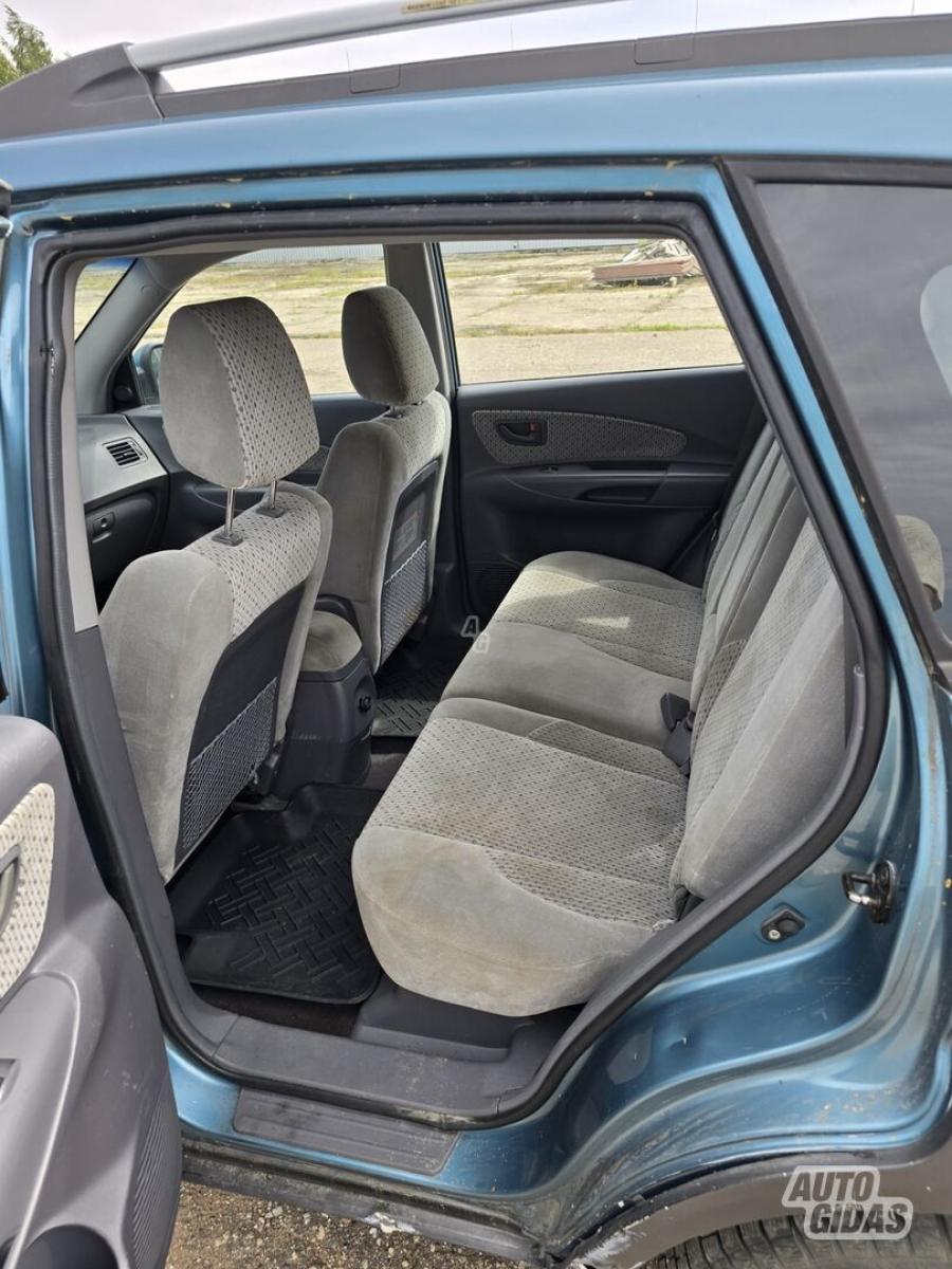Zaļš Hyundai Tucson 2005 Kupiškis, ar dzinēja tilpumu 2.70 L un nobraukumu 293 tūkst. km par 2450 €, foto 13 vietnē AUTOMOTO.COM.LV