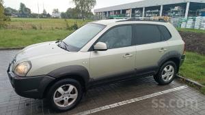 Zaļš Hyundai Tucson 2005 Rīga, ar dzinēja tilpumu 2.00 L un nobraukumu 324 tūkst. km par 1789 €, foto  vietnē AUTOMOTO.COM.LV