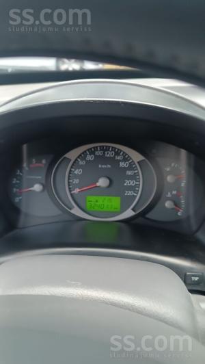 Green Hyundai Tucson 2005 in Riga, with an engine capacity of 2.00 L and mileage of 324 thousand km for 1789 €, photo 10 on AUTOMOTO.COM.LV