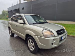Green Hyundai Tucson 2007 in Tallinn, with an engine capacity of 2.00 L and mileage of 199 thousand km for 1999 €, photo  on AUTOMOTO.COM.LV