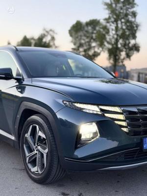 Green Hyundai Tucson 2021 in Vilnius, with an engine capacity of 1.60 L and mileage of 63 thousand km for 18900 €, photo 12 on AUTOMOTO.COM.LV