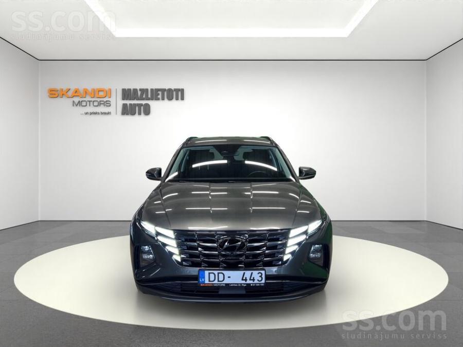 Green Hyundai Tucson 2021 in Riga, with an engine capacity of 1.60 L and mileage of 144 thousand km for 19790 €, photo 3 on AUTOMOTO.COM.LV