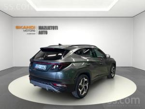 Green Hyundai Tucson 2021 in Riga, with an engine capacity of 1.60 L and mileage of 144 thousand km for 19790 €, photo 7 on AUTOMOTO.COM.LV