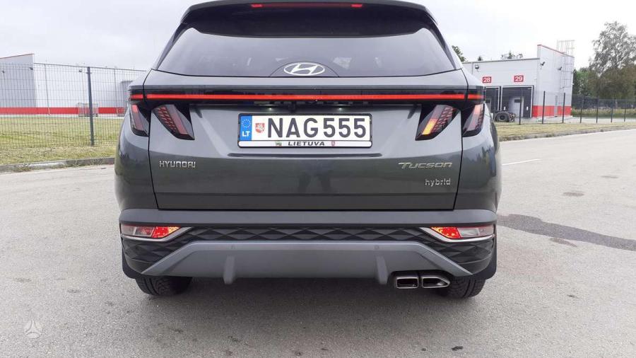 Green Hyundai Tucson 2022 in Telschi, with an engine capacity of 1.60 L and mileage of 158 thousand km for 22950 €, photo 3 on AUTOMOTO.COM.LV