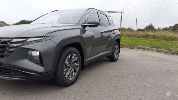 Zaļš Hyundai Tucson 2022 Telšiai, ar dzinēja tilpumu 1.60 L un nobraukumu 158 tūkst. km par 22950 €, foto 3 vietnē AUTOMOTO.COM.LV