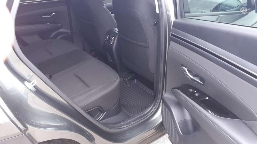 Green Hyundai Tucson 2022 in Telschi, with an engine capacity of 1.60 L and mileage of 158 thousand km for 22950 €, photo 13 on AUTOMOTO.COM.LV