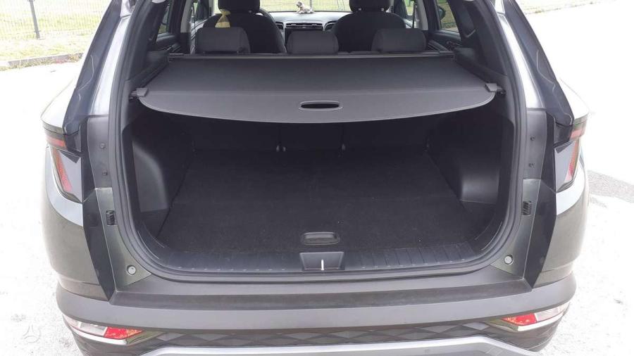 Green Hyundai Tucson 2022 in Telschi, with an engine capacity of 1.60 L and mileage of 158 thousand km for 22950 €, photo 15 on AUTOMOTO.COM.LV