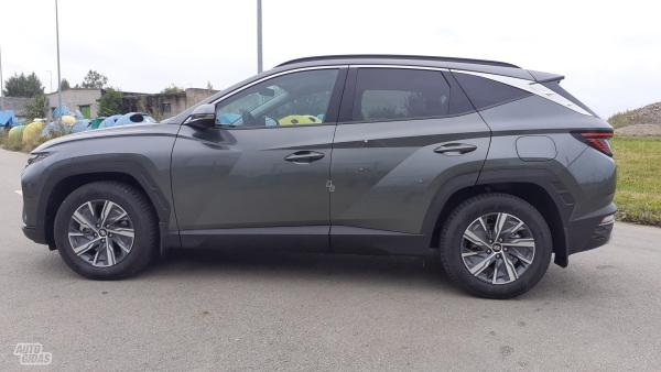 Hyundai Tucson 2022 Telšiai vietnē Zaļš Hyundai Tucson 2022 Telšiai, ar dzinēja tilpumu 1.60 L un nobraukumu 158 tūkst. km par 21500 €, foto 8 vietnē AUTOMOTO.COM.LV