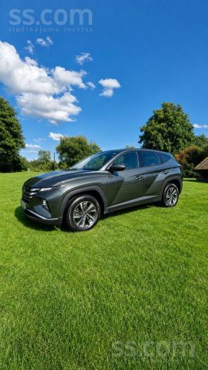 Zaļš Hyundai Tucson 2023 Rīga, ar dzinēja tilpumu 1.50 L un nobraukumu 49 tūkst. km par 23900 €, foto  vietnē AUTOMOTO.COM.LV