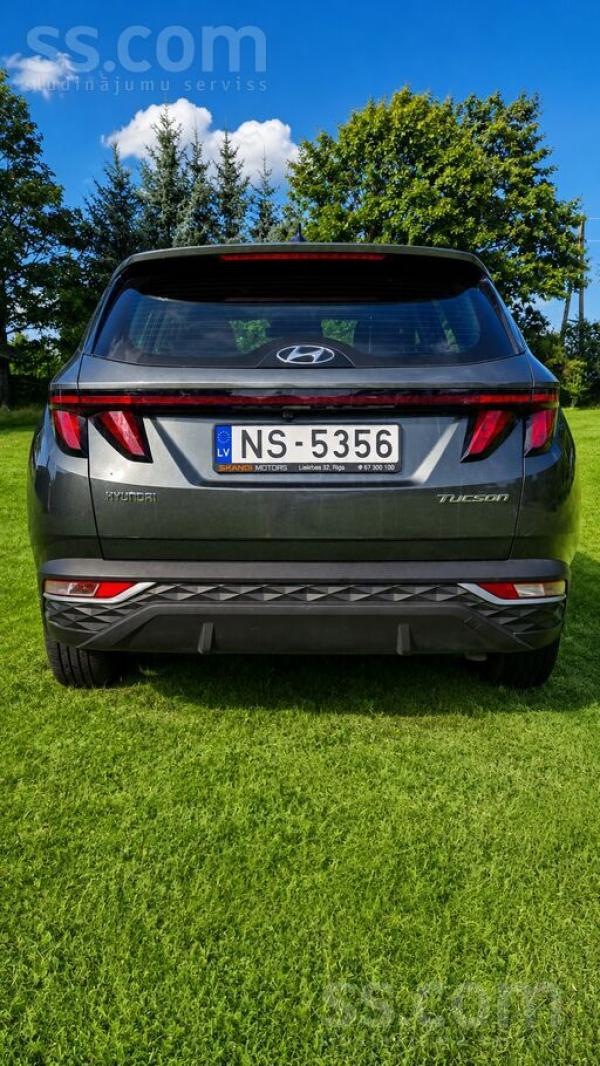 Green Hyundai Tucson 2023 in Riga, with an engine capacity of 1.50 L and mileage of 49 thousand km for 23900 €, photo 5 on AUTOMOTO.COM.LV