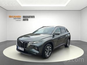 Green Hyundai Tucson 2024 in Riga, with an engine capacity of 1.60 L and mileage of 33 thousand km for 25490 €, photo  on AUTOMOTO.COM.LV