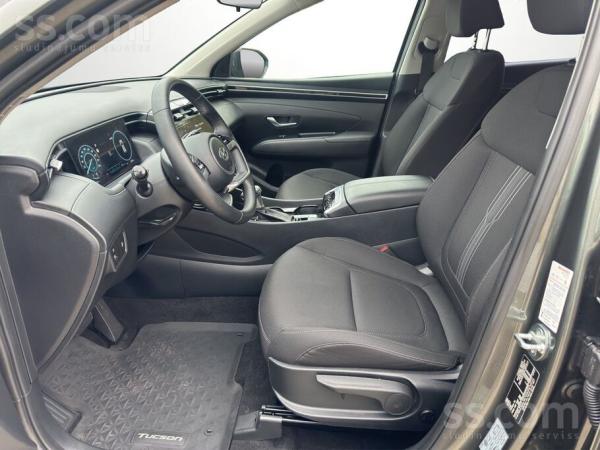 Hyundai Tucson 2024 Rīga vietnē Zaļš Hyundai Tucson 2024 Rīga, ar dzinēja tilpumu 1.60 L un nobraukumu 33 tūkst. km par 25490 €, foto 11 vietnē AUTOMOTO.COM.LV