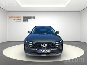 Green Hyundai Tucson 2025 in Riga, with an engine capacity of 1.60 L and mileage of 12 thousand km for 32990 €, photo 3 on AUTOMOTO.COM.LV