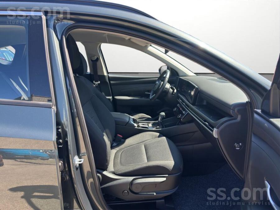 Green Hyundai Tucson 2025 in Riga, with an engine capacity of 1.60 L and mileage of 12 thousand km for 32990 €, photo 18 on AUTOMOTO.COM.LV