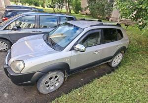 Pelēks Hyundai Tucson 2004 Kupiškis, ar dzinēja tilpumu 2.00 L un nobraukumu 176 tūkst. km par 2500 €, foto 3 vietnē AUTOMOTO.COM.LV