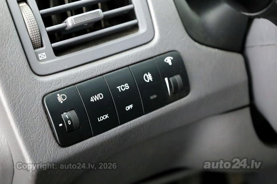 Pelēks Hyundai Tucson 2005 Tallina, ar dzinēja tilpumu 2.00 L un nobraukumu 179 tūkst. km par 1999 €, foto 9 vietnē AUTOMOTO.COM.LV