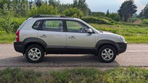 Pelēks Hyundai Tucson 2005 Daugavpils, ar dzinēja tilpumu 2.00 L un nobraukumu 315 tūkst. km par 3000 €, foto 6 vietnē AUTOMOTO.COM.LV
