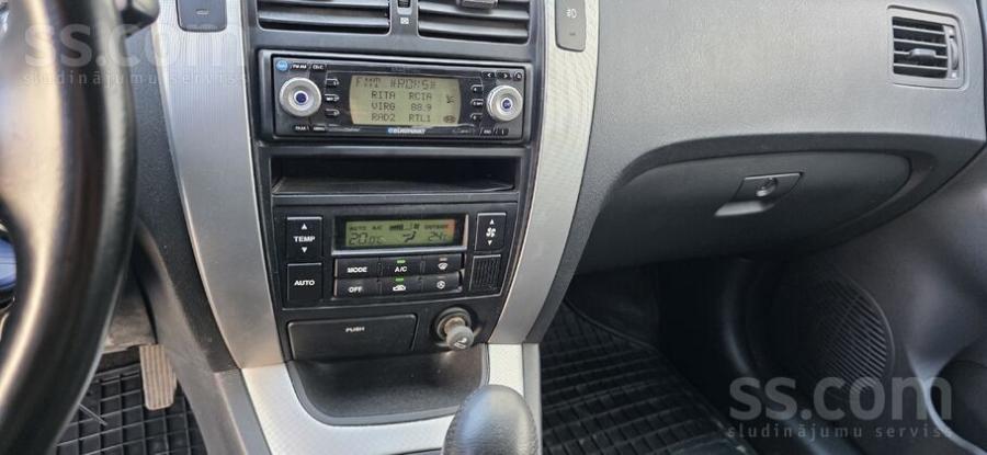 Pelēks Hyundai Tucson 2005 Rīga, ar dzinēja tilpumu 2.00 L un nobraukumu 145 tūkst. km par 3995 €, foto 16 vietnē AUTOMOTO.COM.LV