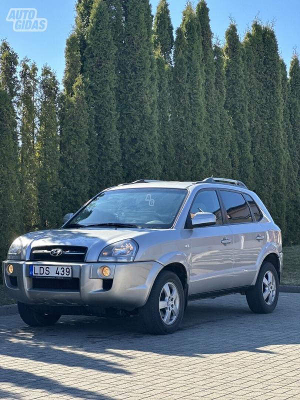 Grey Hyundai Tucson 2006 in Vilnius, with an engine capacity of 2.00 L and mileage of 264 thousand km for 3100 €, photo 6 on AUTOMOTO.COM.LV