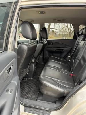 Pelēks Hyundai Tucson 2006 Ventspils, ar dzinēja tilpumu 2.00 L un nobraukumu 317 tūkst. km par 1550 €, foto 19 vietnē AUTOMOTO.COM.LV