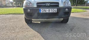 Pelēks Hyundai Tucson 2006 Jēkabpils, ar dzinēja tilpumu 2.00 L un nobraukumu 315 tūkst. km par 2150 €, foto 4 vietnē AUTOMOTO.COM.LV