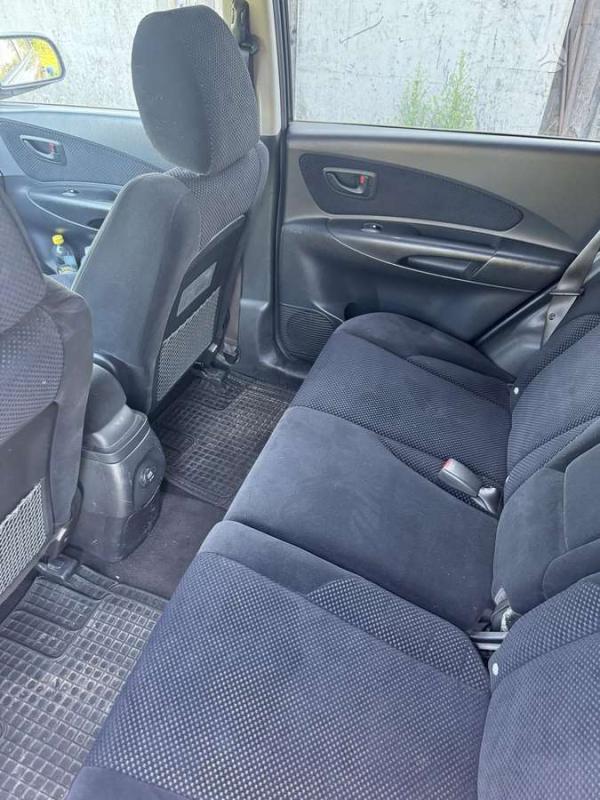 Grey Hyundai Tucson 2006 in Klaipeda, with an engine capacity of 1.99 L and mileage of 250 thousand km for 1500 €, photo 10 on AUTOMOTO.COM.LV