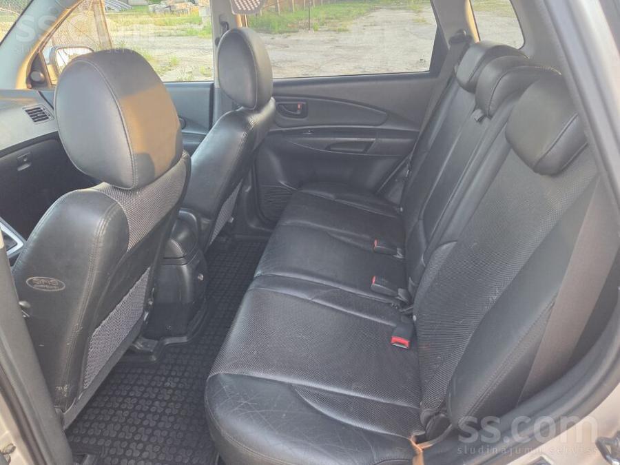 Pelēks Hyundai Tucson 2006 Bauska, ar dzinēja tilpumu 2.00 L un nobraukumu 318 tūkst. km par 1550 €, foto 13 vietnē AUTOMOTO.COM.LV