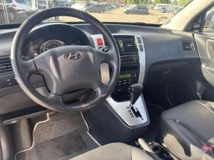Pelēks Hyundai Tucson 2006 Marijampole, ar dzinēja tilpumu 1.99 L un nobraukumu 183 tūkst. km par 2650 €, foto 10 vietnē AUTOMOTO.COM.LV