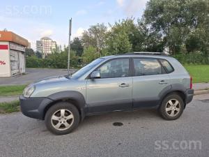 Grey Hyundai Tucson 2006 in Riga, with an engine capacity of 2.00 L and mileage of 269 thousand km for 2800 €, photo 6 on AUTOMOTO.COM.LV