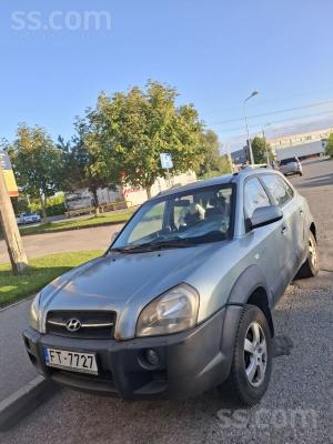 Grey Hyundai Tucson 2006 in Riga, with an engine capacity of 2.00 L and mileage of 269 thousand km for 2800 €, photo 7 on AUTOMOTO.COM.LV