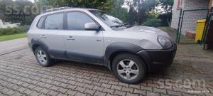 Grey Hyundai Tucson 2006 in Riga, with an engine capacity of 2.00 L and mileage of 300 thousand km for 650 €, photo 1 on AUTOMOTO.COM.LV