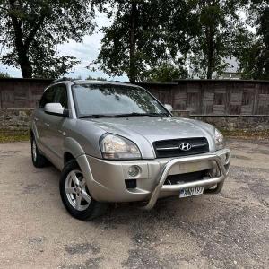 Pelēks Hyundai Tucson 2006 Molėtai, ar dzinēja tilpumu 1.99 L un nobraukumu 274 tūkst. km par 2500 €, foto 4 vietnē AUTOMOTO.COM.LV