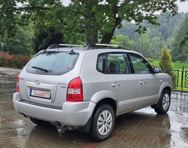 Grey Hyundai Tucson 2006 in Vilnius, with an engine capacity of 1.99 L and mileage of 154 thousand km for 1750 €, photo 6 on AUTOMOTO.COM.LV