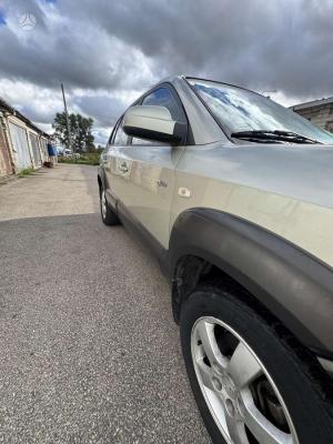 Grey Hyundai Tucson 2006 in Panevezys, with an engine capacity of 2.70 L and mileage of 321 thousand km for 4000 €, photo 12 on AUTOMOTO.COM.LV
