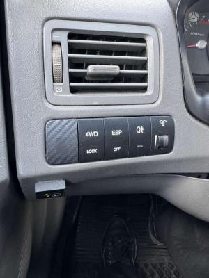Grey Hyundai Tucson 2006 in Panevezys, with an engine capacity of 2.70 L and mileage of 321 thousand km for 4000 €, photo 17 on AUTOMOTO.COM.LV