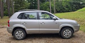 Pelēks Hyundai Tucson 2006 Viļņa, ar dzinēja tilpumu 1.97 L un nobraukumu 150 tūkst. km par 1450 €, foto 8 vietnē AUTOMOTO.COM.LV