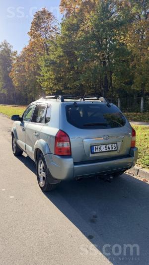 Grey Hyundai Tucson 2006 in Riga, with an engine capacity of 2.00 L and mileage of 155 thousand km for 3200 €, photo 6 on AUTOMOTO.COM.LV