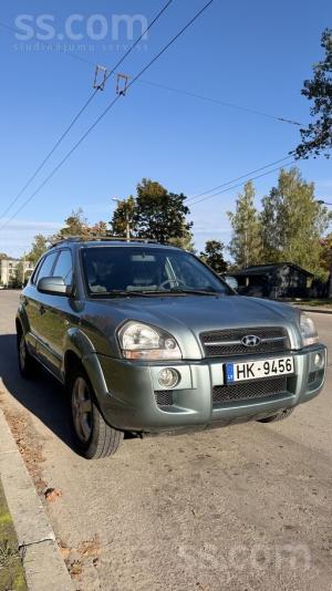 Grey Hyundai Tucson 2006 in Riga, with an engine capacity of 2.00 L and mileage of 155 thousand km for 3200 €, photo  on AUTOMOTO.COM.LV