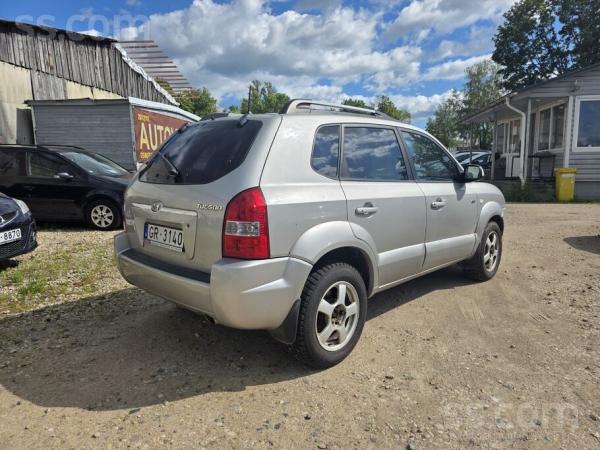 Pelēks Hyundai Tucson 2007 Rēzekne, ar dzinēja tilpumu 2.00 L un nobraukumu 0 tūkst. km par 2590 €, foto 6 vietnē AUTOMOTO.COM.LV