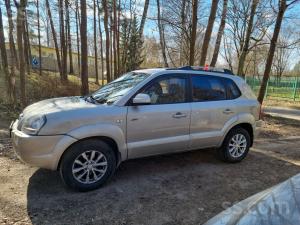 Grey Hyundai Tucson 2007 in Riga, with an engine capacity of 2.00 L and mileage of 133 thousand km for 3200 €, photo  on AUTOMOTO.COM.LV