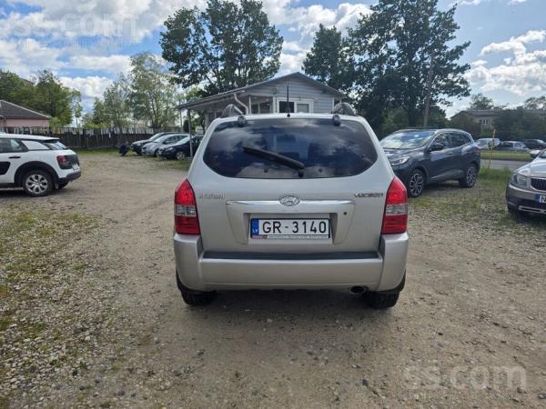 Grey Hyundai Tucson 2007 in Rezekne, with an engine capacity of 2.00 L and mileage of 0 thousand km for 2200 €, photo 8 on AUTOMOTO.COM.LV