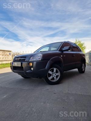 Pelēks Hyundai Tucson 2007 Rīga, ar dzinēja tilpumu 2.00 L un nobraukumu 0 tūkst. km par 3100 €, foto 6 vietnē AUTOMOTO.COM.LV