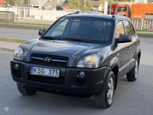 Grey Hyundai Tucson 2007 in Siauliai, with an engine capacity of 1.99 L and mileage of 170 thousand km for 2750 €, photo 6 on AUTOMOTO.COM.LV