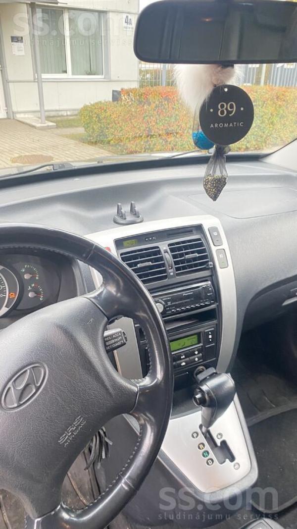 Pelēks Hyundai Tucson 2007 Jēkabpils, ar dzinēja tilpumu 2.00 L un nobraukumu 204 tūkst. km par 3900 €, foto 6 vietnē AUTOMOTO.COM.LV