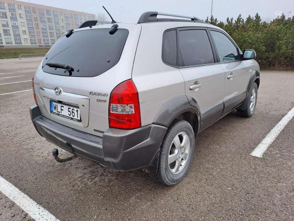 Pelēks Hyundai Tucson 2008 Šauļi, ar dzinēja tilpumu 2.00 L un nobraukumu 248 tūkst. km par 2999 €, foto 3 vietnē AUTOMOTO.COM.LV