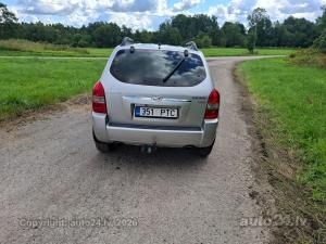 Pelēks Hyundai Tucson 2008 Paide, ar dzinēja tilpumu 2.00 L un nobraukumu 302 tūkst. km par 4499 €, foto 5 vietnē AUTOMOTO.COM.LV