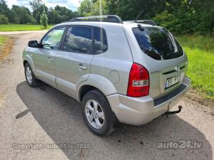 Pelēks Hyundai Tucson 2008 Paide, ar dzinēja tilpumu 2.00 L un nobraukumu 302 tūkst. km par 4499 €, foto 6 vietnē AUTOMOTO.COM.LV